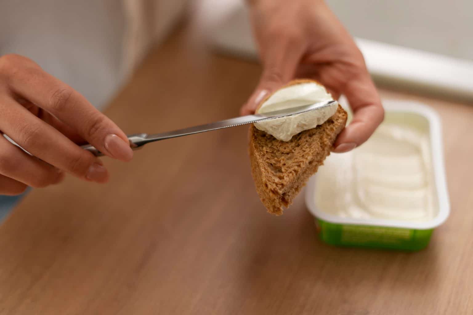 Does butter contain lactose? Nutritional analysis and options for the ...
